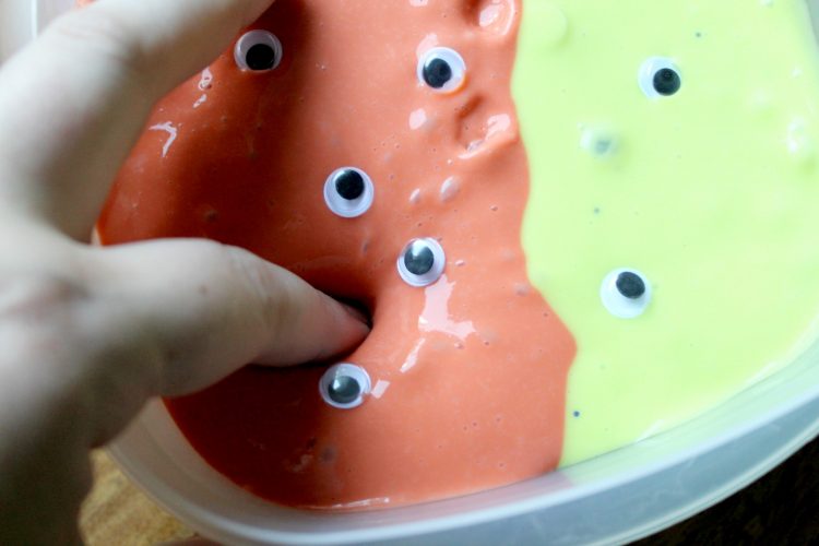 Five-Ingredient Spooky Slime | Perfect for Halloween!