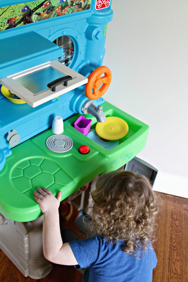 Teenage Mutant Ninja Turtles™ Pizza Kitchen - Inspire Creativity!